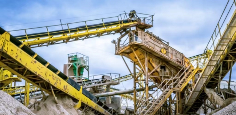 Revolutionising Conveyor Belt Tracking Devices and Alignment Systems