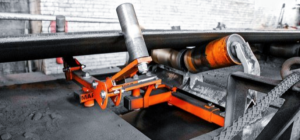 Conveyor Belt Roller Alignment： Follow Tracking Rules