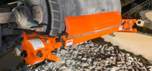 Conveyor Belt Cleaners：Belt Scraper