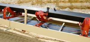 Self Aligning Roller for Belt Conveyor Tracking