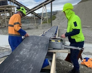 How to Cut Conveyor Belt Straight: Tools, Methods, Precautions